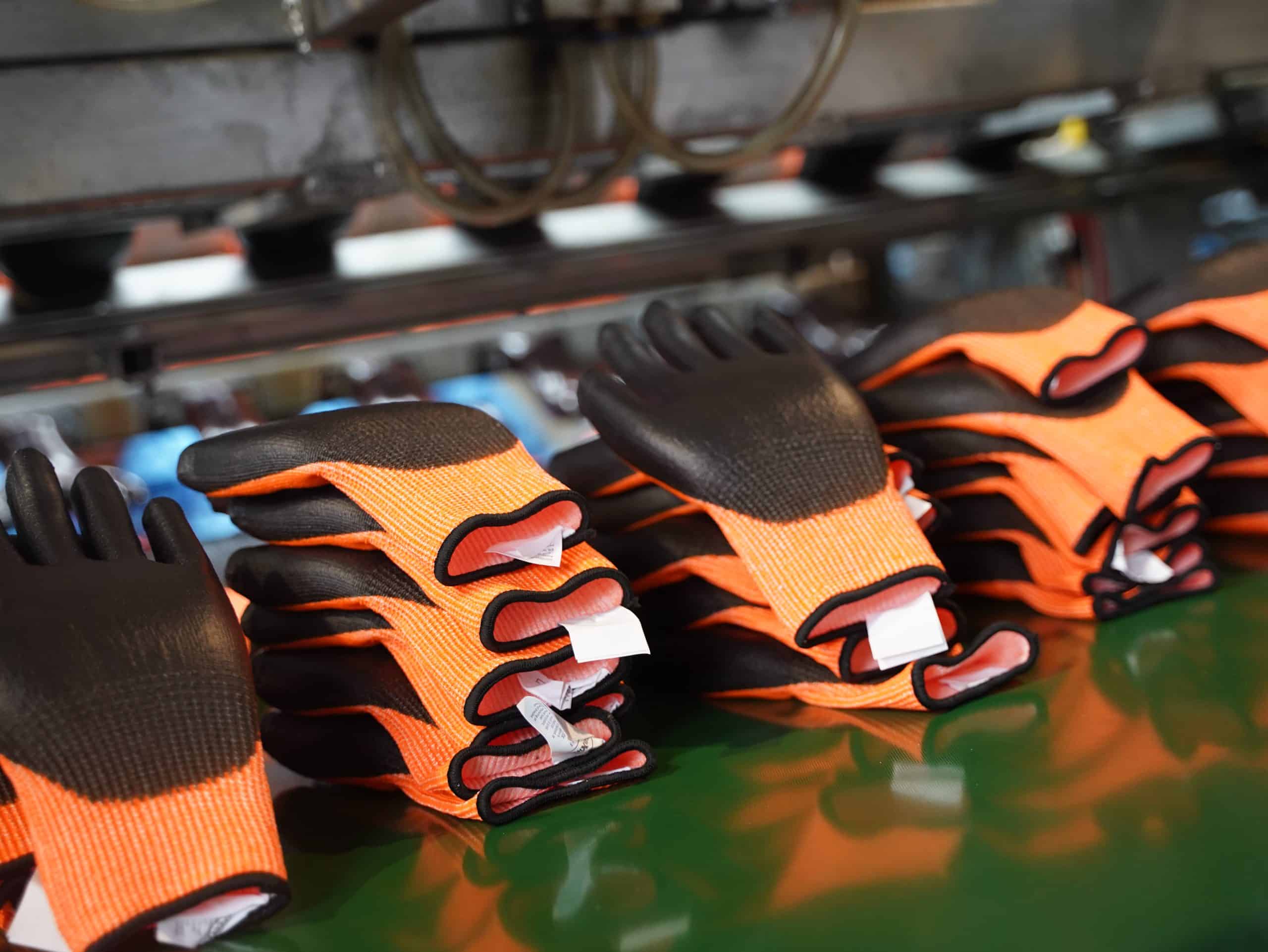 Exploring The Different Levels of Cut-Resistant Gloves