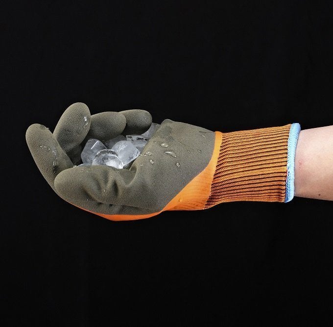 How Latex Coated Gloves Enhance Safety in the Workplace
