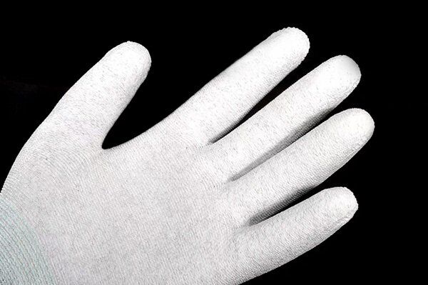Anti-Static vs. ESD Gloves: Which One Do You Really Need?