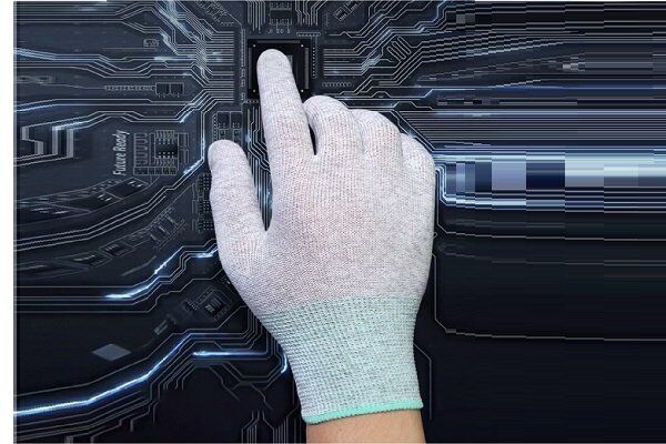 How to Make Gloves Touchscreen Compatible: A Quick Guide